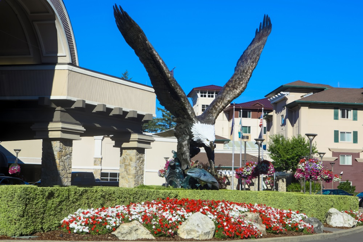 Seven Feathers Casino Resort maximizes comfort and useable floor space ...