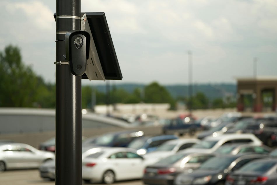 Flock Safety Falcon license plate recognition (LPR) camera | Security ...